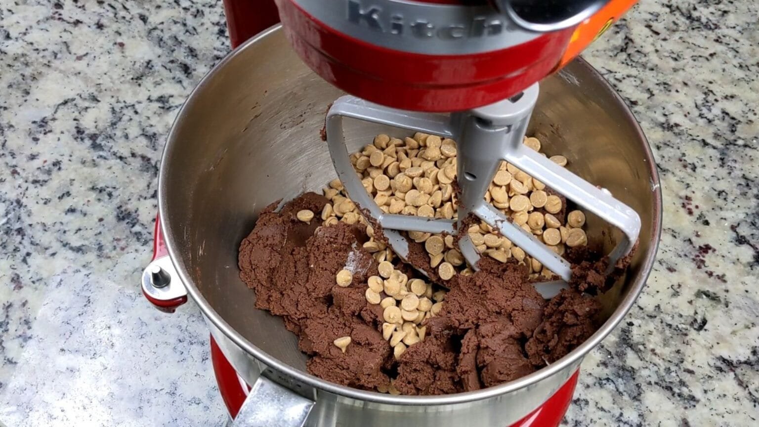 Eggless Chocolate Peanut Butter Cookies (Levain Style) | Berry Berry Life