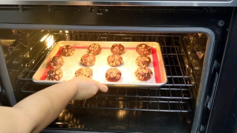 Eggless Chocolate Peanut Butter Cookies (Levain Style) | Berry Berry Life