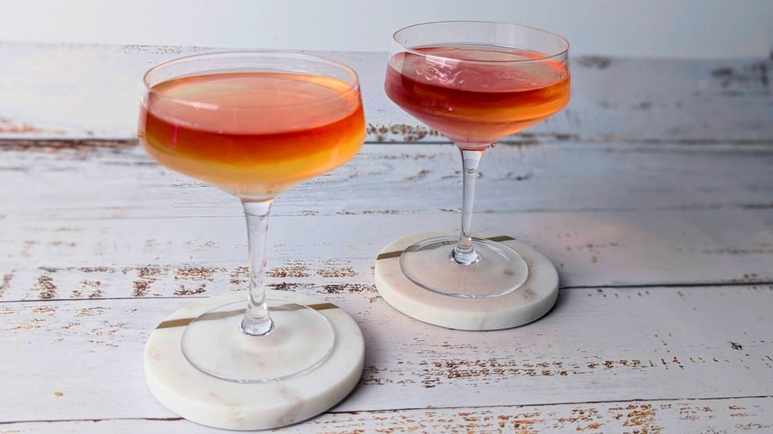 Pomelo Glow: A Bright and Refreshing Cocktail | Berry Berry Life